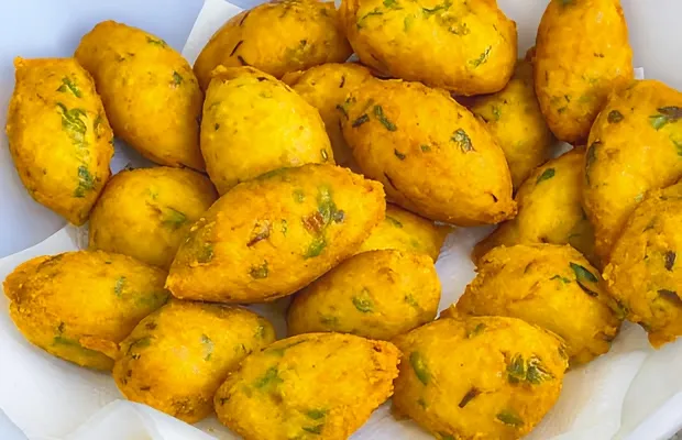 Portuguese Cod Fritters (Pastéis de Bacalhau) – Traditional Recipe